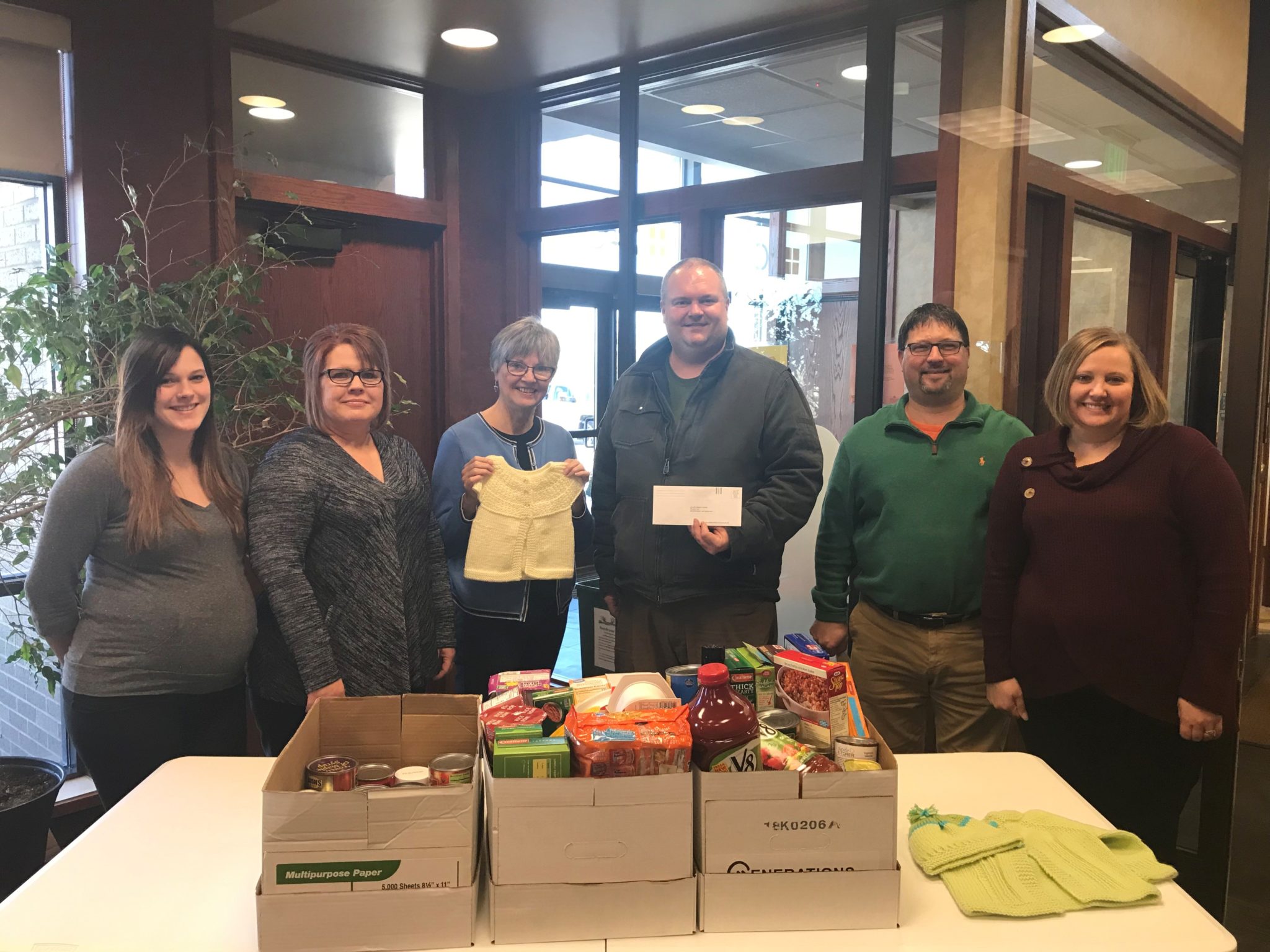 Co-op Credit Union holds fundraiser for local Food Shelf - Co-op Credit ...